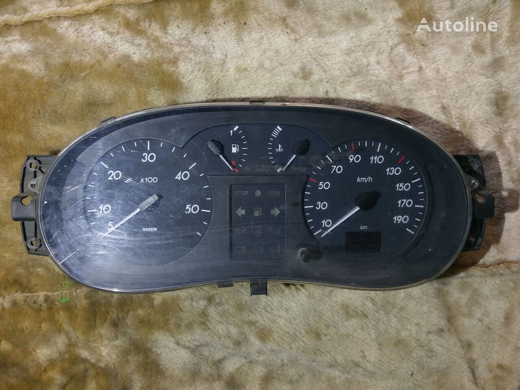 Renault P8200140413B 21667294-5 instrument tabla za Renault MASTER automobila