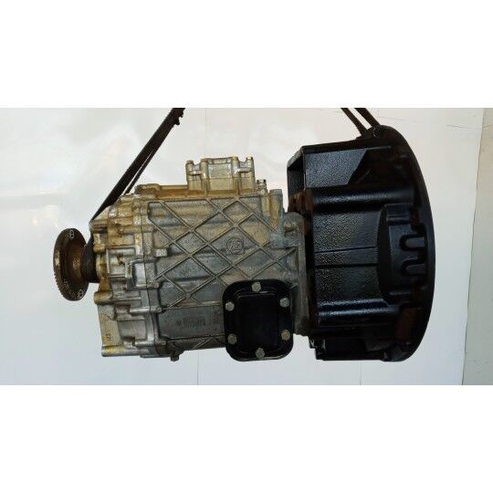 ZF 32010LA300 menjač za Nissan Atleon kamiona