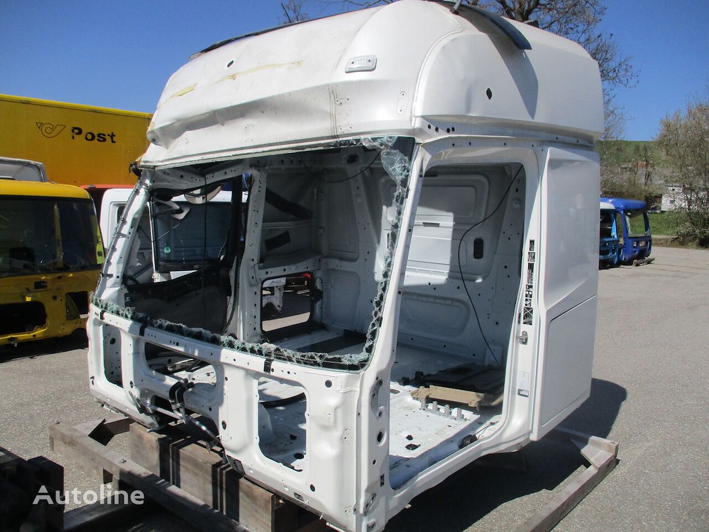 Mercedes-Benz Bigspace kabina za Mercedes-Benz Actros MP4 MP5 kamiona nakon udesa