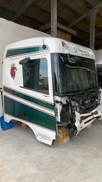 Scania R kabina za Scania R tegljača nakon udesa
