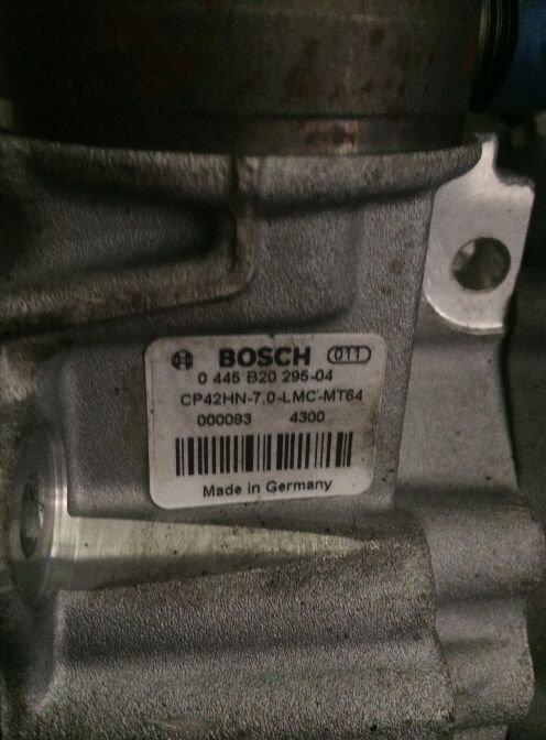Bosch 044B2029504 pumpa za gorivo za Mercedes-Benz ATEGO komercijalnog vozila