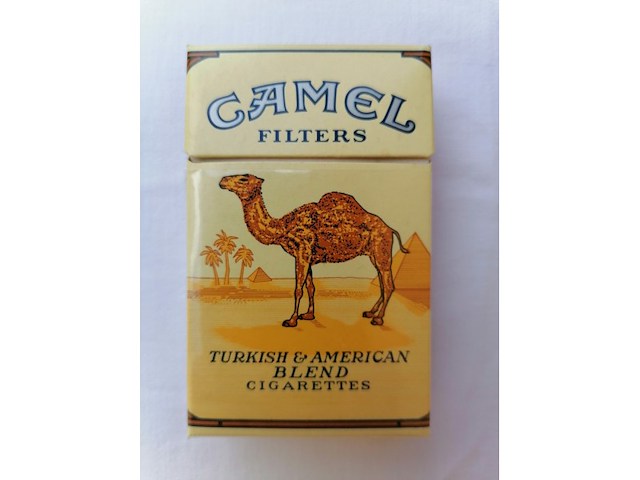 Prazna kutija za cigarete - Camel