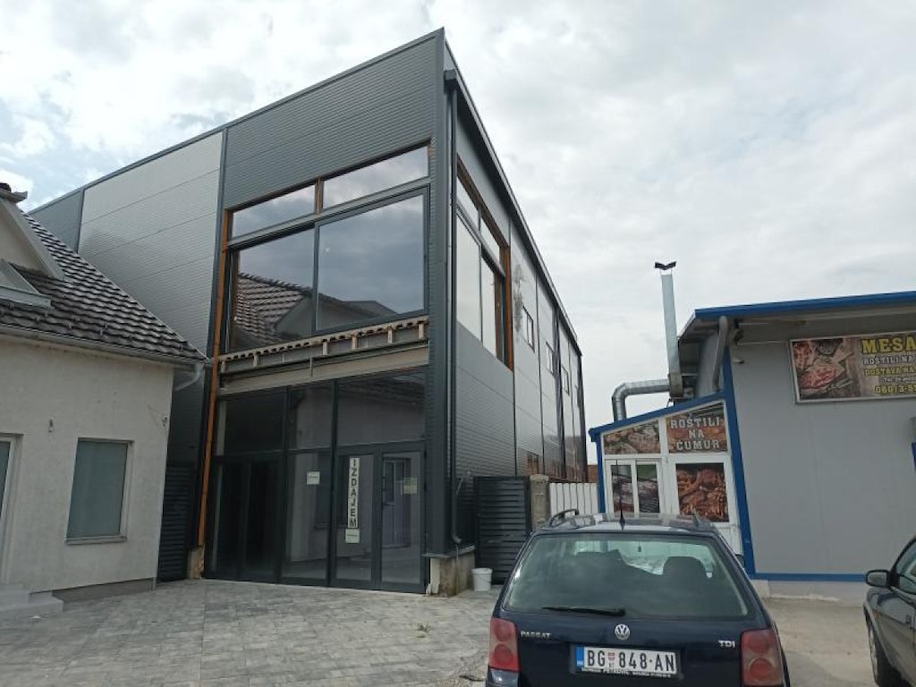 Izdavanje, Lokal, 650m2 , Ugrinovci