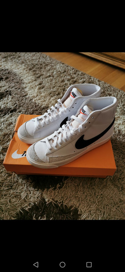 Nike Blazer Mid 77