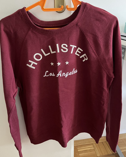 Hollister duks