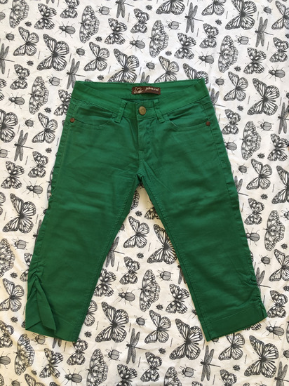 Zelene 3/4 pantalone