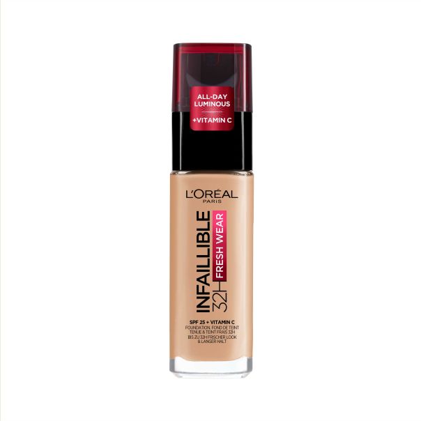 L'Oreal Paris Infaillible Tečni puder 200 Golden sand