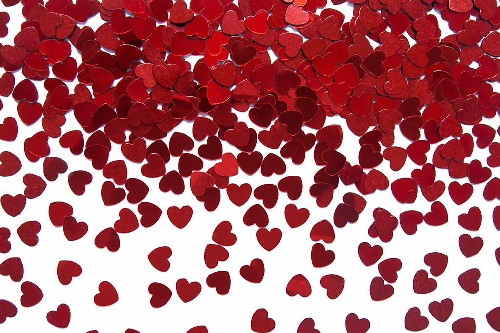 Stone konfete – sitna crvena srca