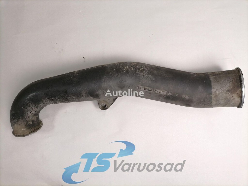 Scania intercooler pipe 1794069 cevni priključak za Scania R420 tegljača
