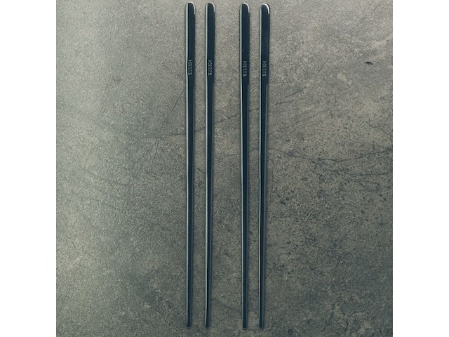 Dva para metalnih štapića za suši- sus 304