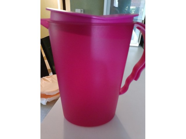 Tupperware bokal, 2 L