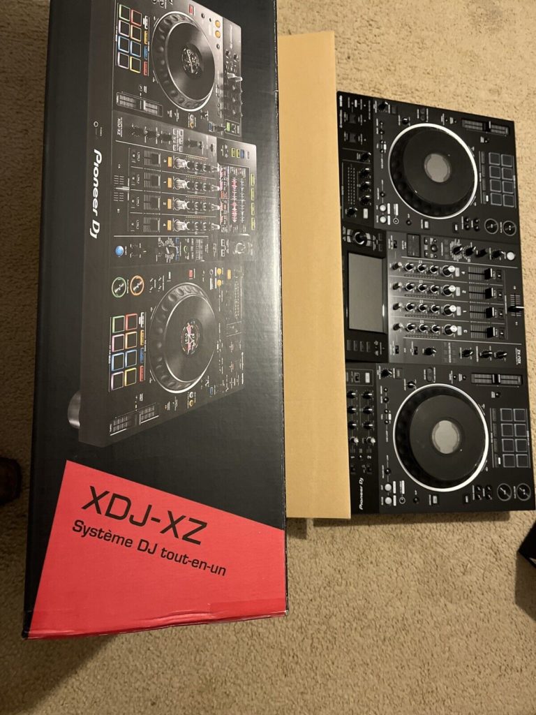 Pioneer XDJ XZ, Pioneer DJ XDJ-RX3, Pioneer DJ DDJ-REV7, Pioneer DDJ 1000, Pioneer DDJ 1000SRT DJ Controller, Pioneer Cdj-3000, Pioneer Cdj 2000 NXS2, Pioneer Djm 900 NXS2, Pioneer DJ DJM-V10