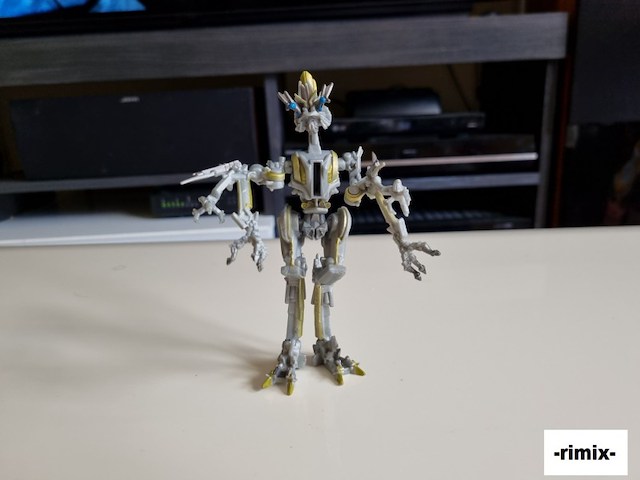 Transformers – Root replicas : Frenzy