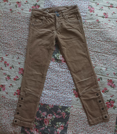 Zara somotske pantalone