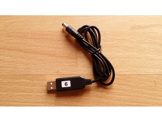 USB  DC 5V na  DC 9V(8.9V)
