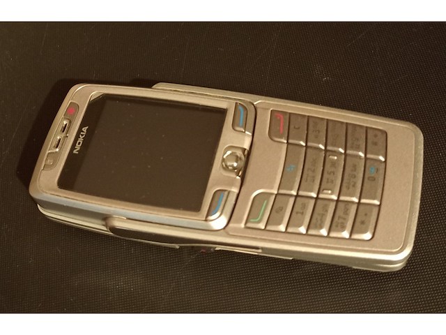 Nokia E70