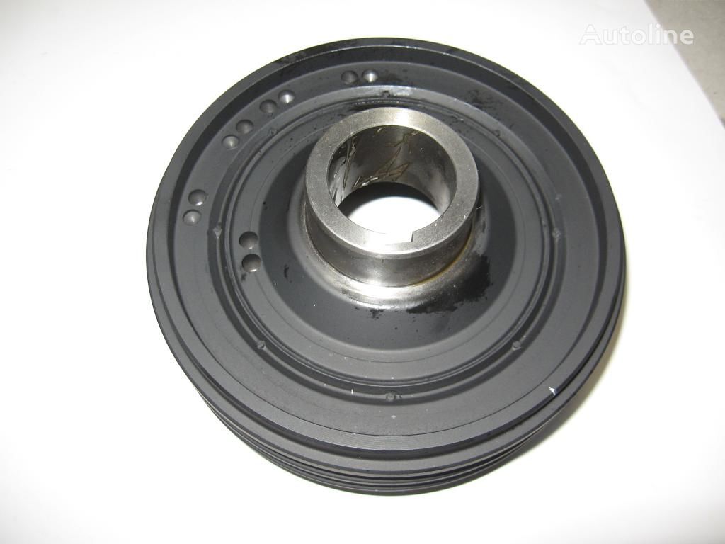 Mitsubishi - CRANKSHAFT PULLEY - remenica za Mitsubishi CANTER - KOŁO PASOWE WAŁU KORBOWEGO kamiona