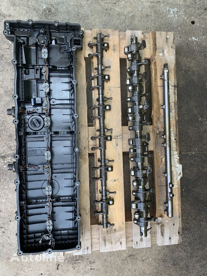 Mercedes-Benz ROCKER SHAFT (INTAKE AND EXHAUST),REIN glava cilindra za kamiona