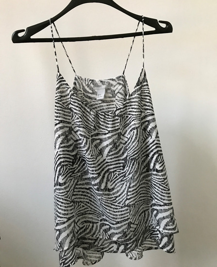 Snizeno H&M majica sa zebra printom