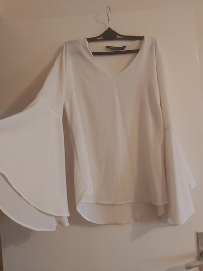 Bluza bela