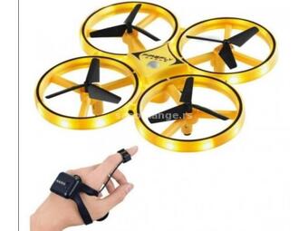 Dron firefly