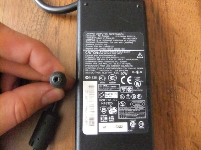 HP Compaq adapter 18.5V 4.9A ORIGINAL + GARANCIJA!