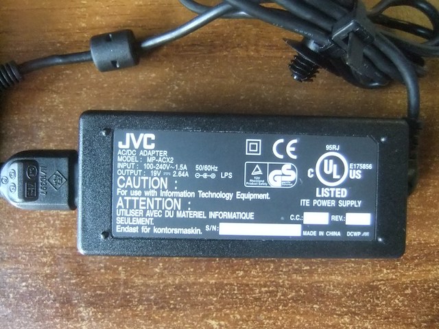 JVC adapter 19V 2.64A + GARANCIJA!