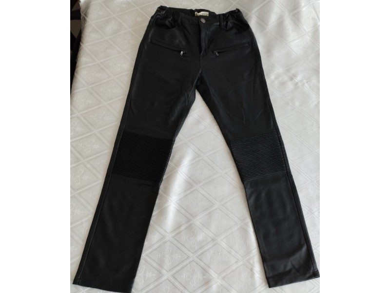 Zara pantalone - vel. 11/12 (152)