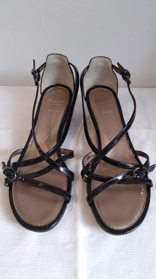 Crne sandale BATA Gold Line