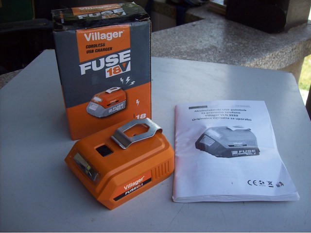 Villager FUSE 18V CORDLESS USB CHARGER - novo