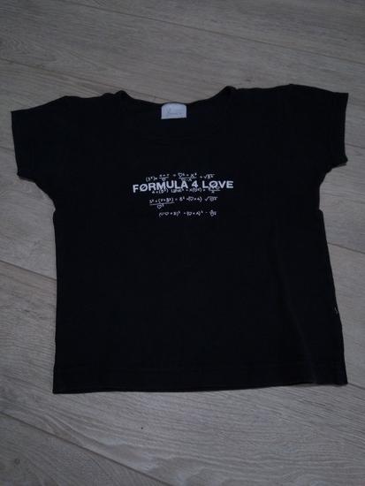 h&m crna love crop top majica
