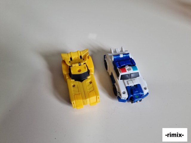 Transfomers – Bumblebee + Strongarm