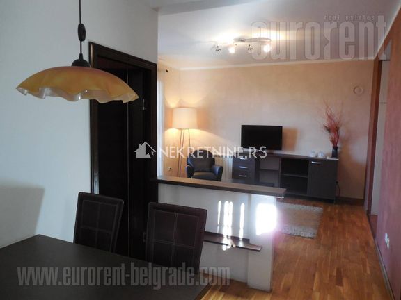 #26647, Izdavanje, Stan, SENJAK, 1800 EUR