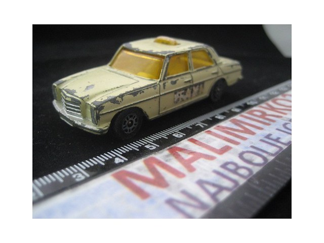 CORGI JuniorsMercedes Benz 240D (K58-58kt)