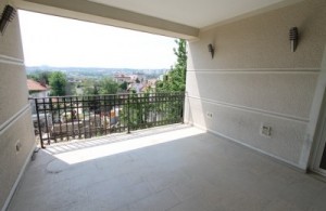 Iznajmljujem Stan-Apartman, Hram, Beograd Grad