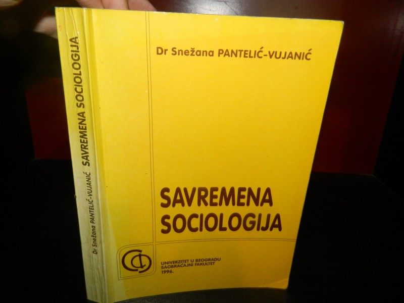 Savremena sociologija, Snežana Pantelić-Vujanić