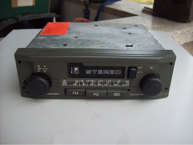 BLAUPUNKT COLMAR 25 retro auto radio