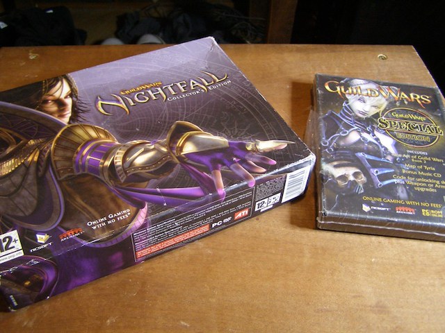 Guild Wars sp ed + Guild Wars Nigtfall collectors ed