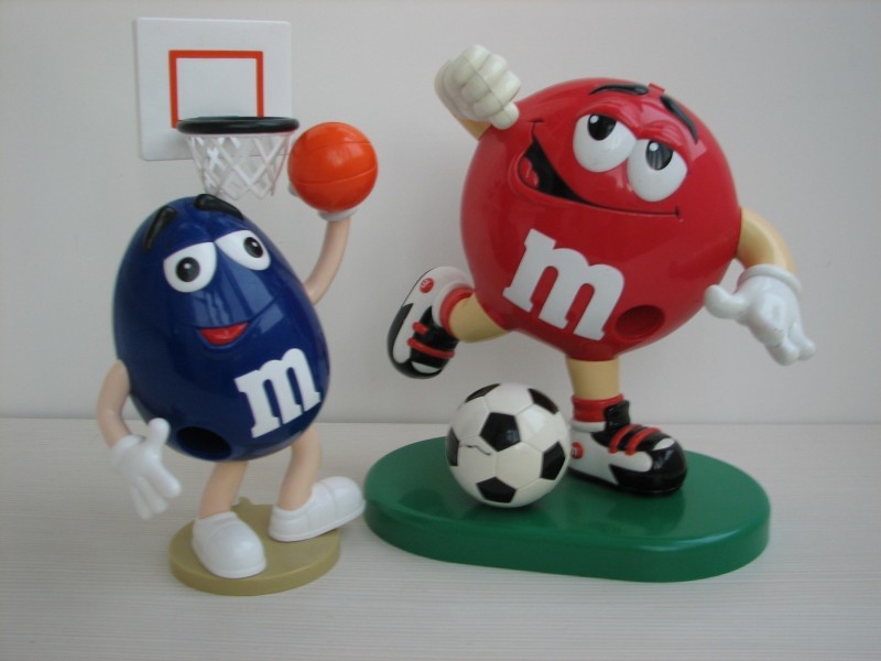 VELIKI M&M DISPENSERI