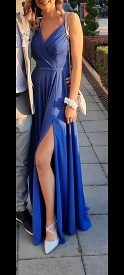 Plava svečana duga haljina