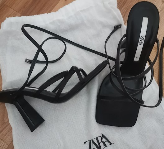 Zara sandale 37 %%%