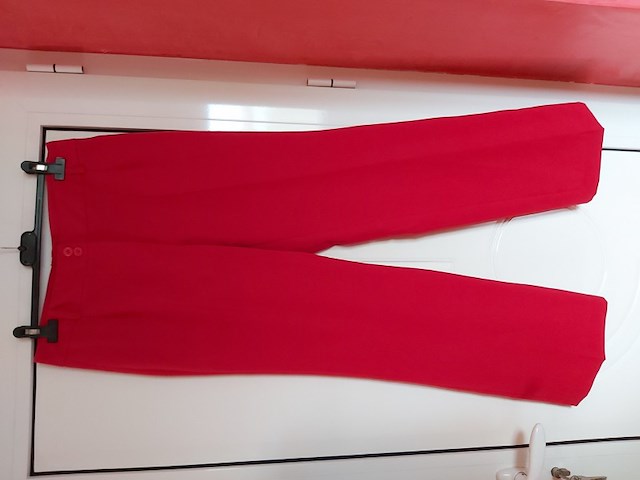 Crvene siroke pantalone 1