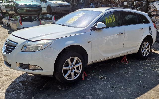 Opel Insignia POLOVNI DELOVI 2.0cdti 118kw