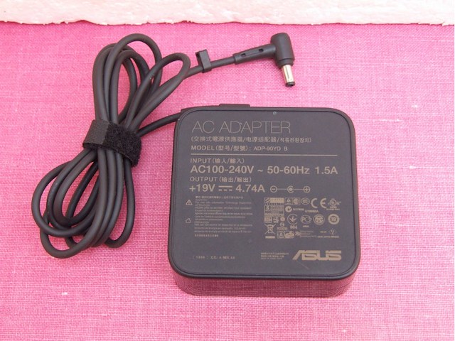 Asus adapter 19V 4.74A ORIGINAL cetvrtasti + GARANCIJA!