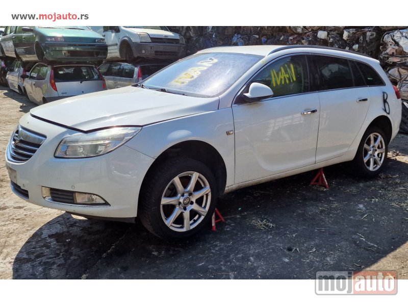 Opel Insignia POLOVNI DELOVI 2.0 cdti 118kw