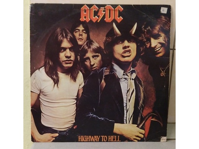 AC/DC – Highway To Hell