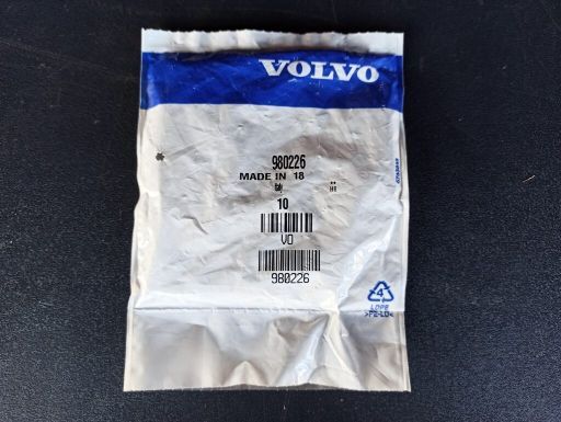 STUD Volvo STUD - 980226 980226 za tegljača