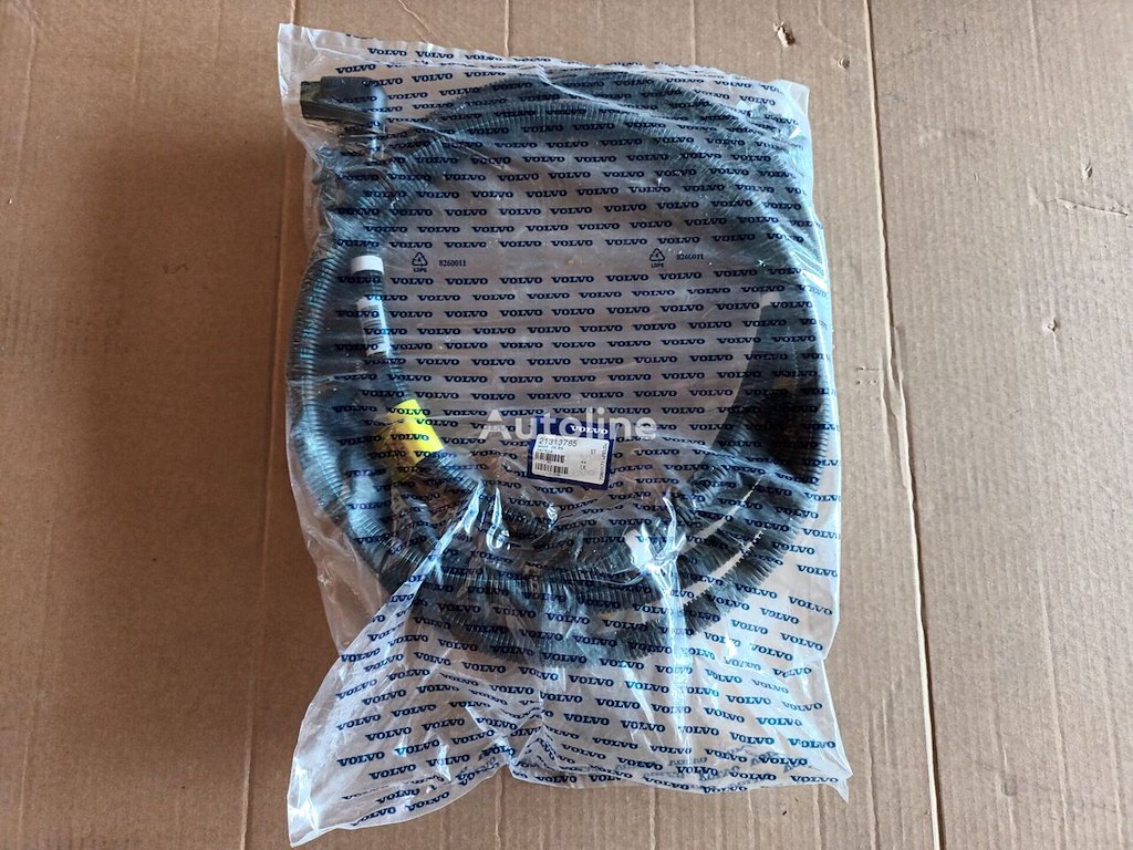Volvo HOSE - 21313785 crevo za tegljača
