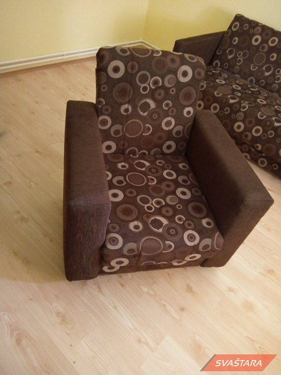 Kauč i fotelja