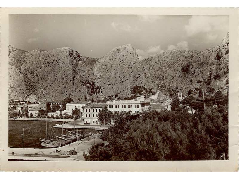 Omiš panorama iz 1952. godine korišćena 2